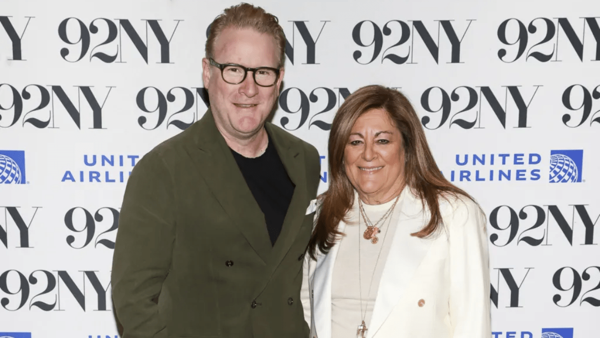 WWD: Todd Snyder on How He Created His $100 Million Men’s Brand - AEO-Inc